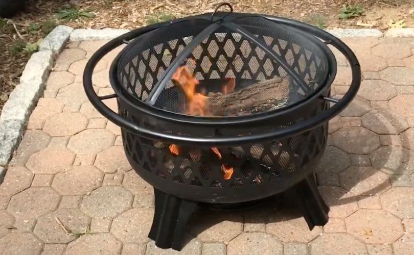 How To Start a Fire in a Fire Pit (User Guide & FAQ)