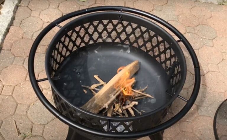 How To Start a Fire in a Fire Pit (User Guide & FAQ)